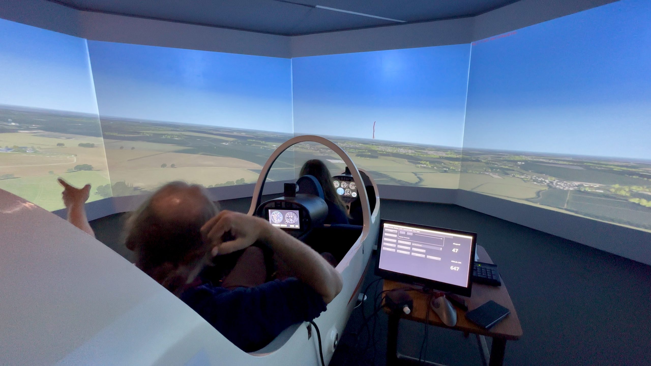 RAF Air Cadets on Cambridge Gliding Club's Flight Simulator - Cambridge ...